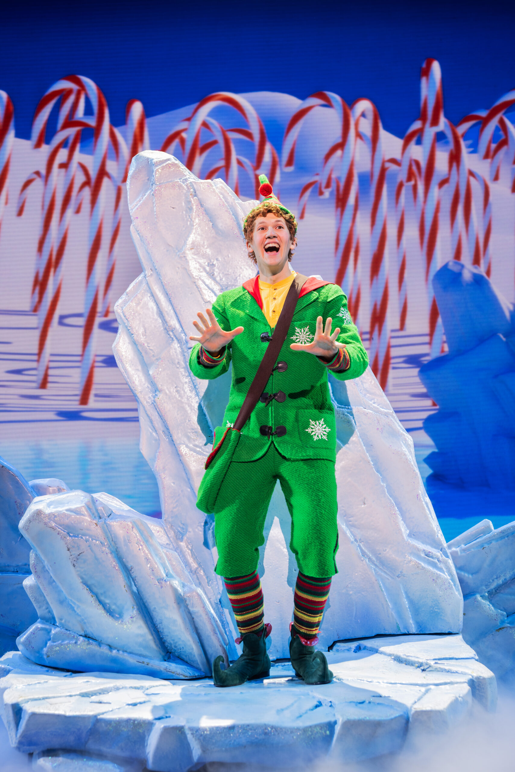 Review “Elf The Musical” (Broadway in Chicago): Elfin Magic!